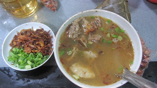 Makanan Bugis Makassar Yang Kurindukan – Ahmad Amiruddin | Taro Ada